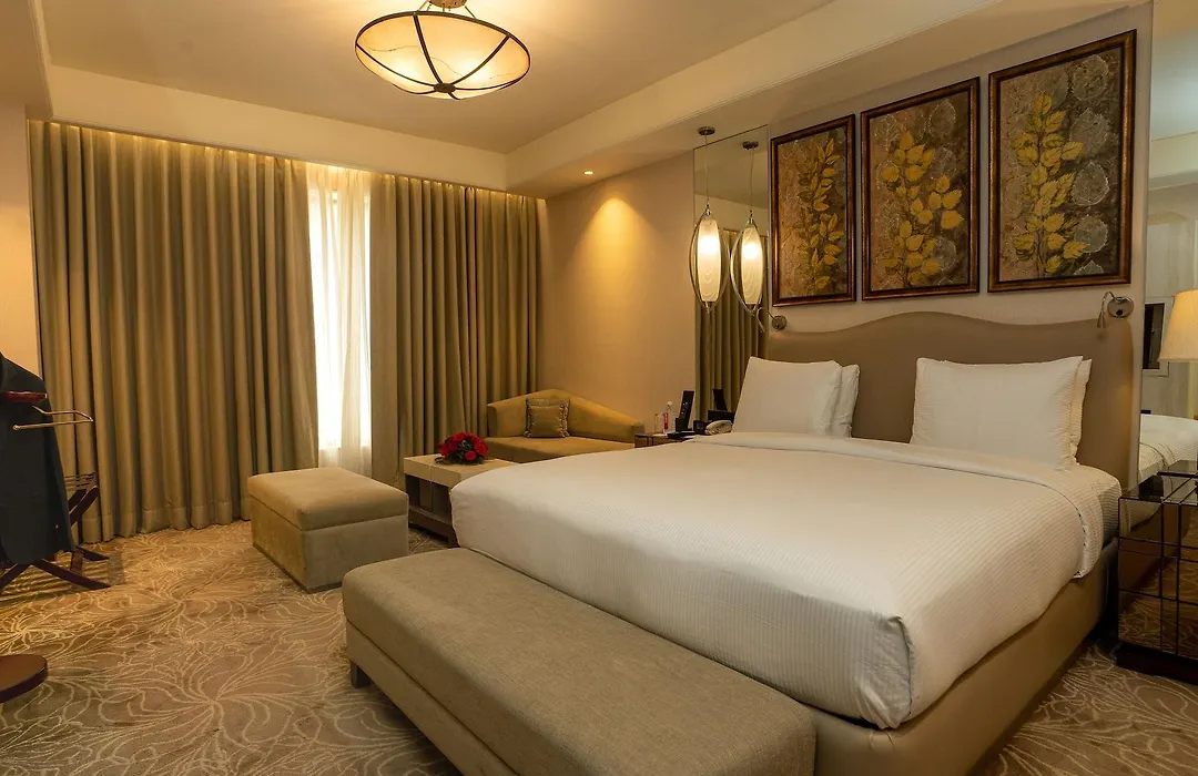 DOUBLETREE BY HILTON AGRA | FAMILY-FRIENDLY ACCOMMODATION | RAKABGANJ