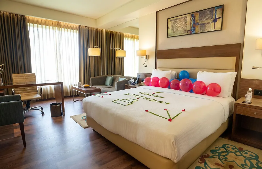 DOUBLETREE BY HILTON AGRA | FAMILY-FRIENDLY ACCOMMODATION | RAKABGANJ